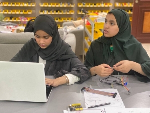 Two Qatar Scientific Club students win Best Innovator Award at Future ...