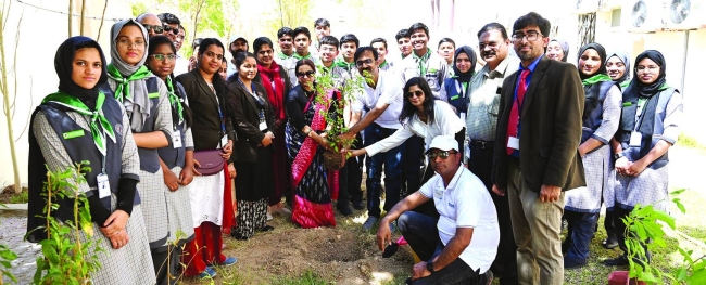 Ishrae Qatar chapter holds tree-planting event at MES - Gulf Times