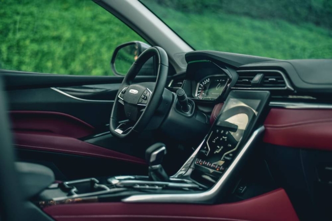 Maxus D60: the ideal 7-seat mid size SUV with advanced technology ...