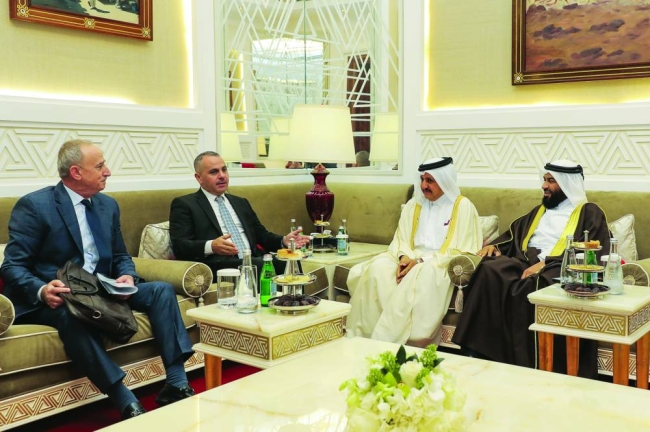 Sheikh Khalifa holds meetings with chambers of Islamic countries - Gulf ...