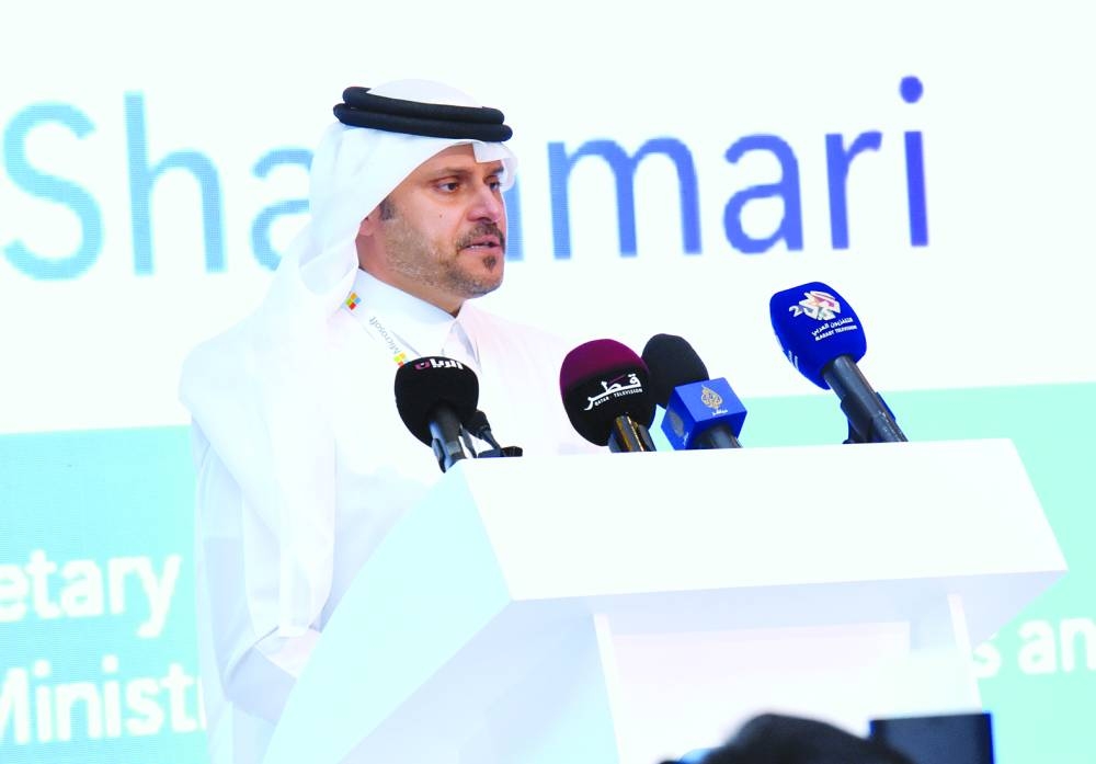 Supported by Microsoft: Qatar seeks to lead global AI race, says MCIT ...