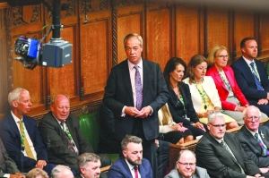 Labour assumes governing seats as UK parliament returns - Gulf Times