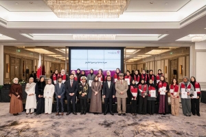 Minister of Education honors 78 outstanding Qatari students at UK ...