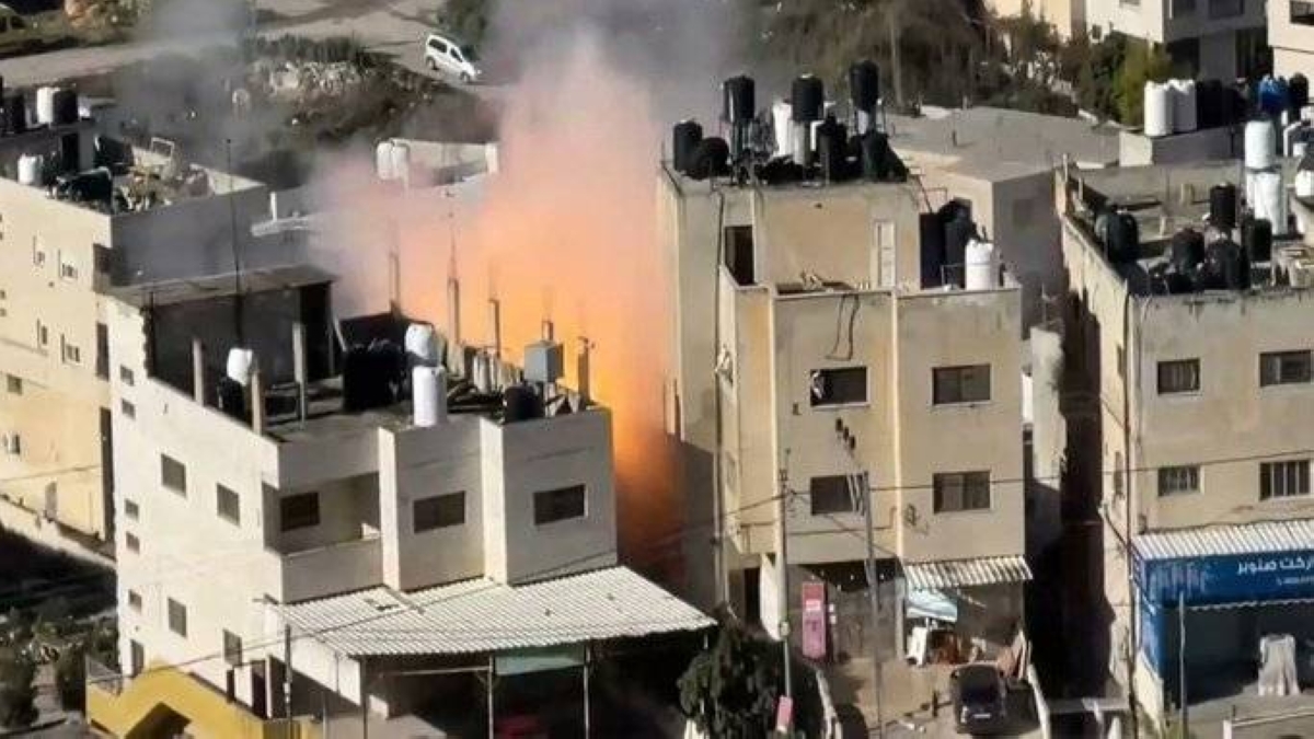 Israeli Occupation demolishes residential apartment, arrests four ...