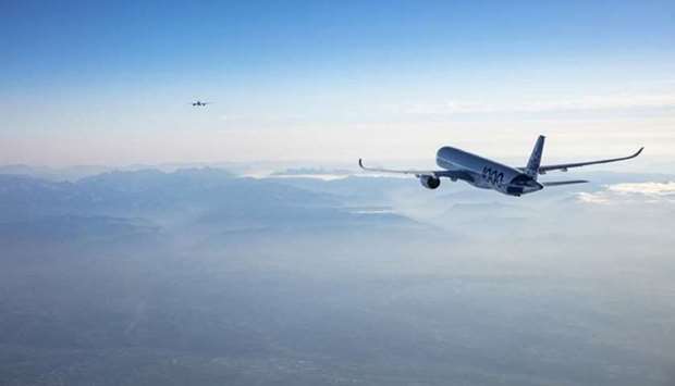 Airbus 'formation flight' demonstrates how sky-sharing helps save fuel ...