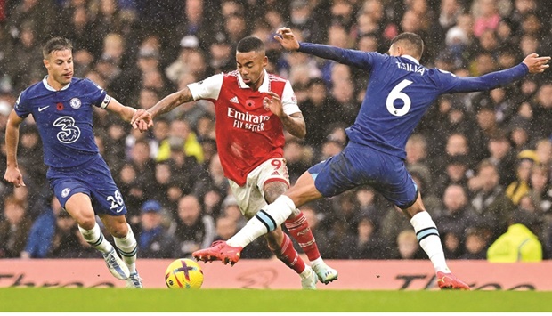 Arsenal back on top, Villa beat United 3-1 - Gulf Times