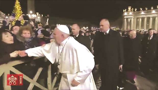 Pope apologises for slapping the hand of devotee who grabbed him - Gulf ...