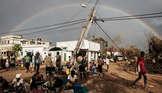 Cyclone death toll climbs in Mozambique as Zimbabwe fears dam burst ...