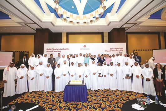 QTA honours staffers for their long years of service - Gulf Times