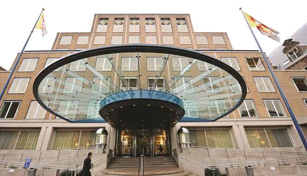 Shell pushes green credentials with ‘carbon neutral’ driving scheme ...