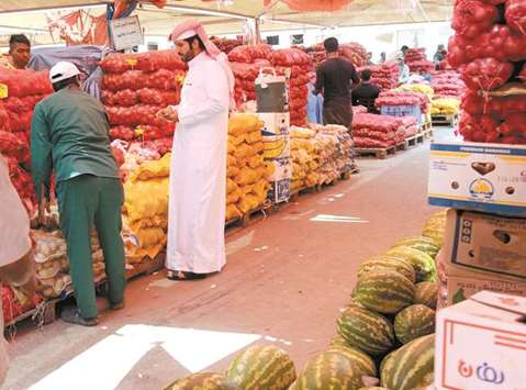 Fresh local farm produce favourite at central market - Gulf Times
