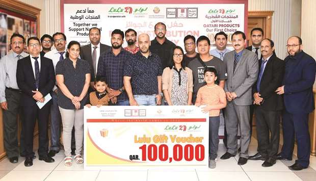 LuLu draw winners receive gift vouchers - Gulf Times