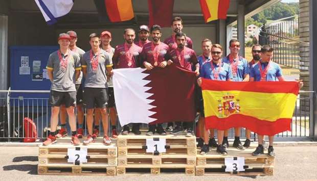 Qatari team wins three gold medals in World Military Parachute Jumping ...