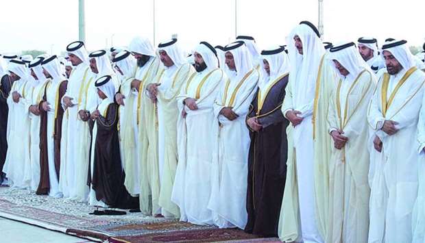 Emir attends Eid prayer; siege fails to dent festivities - Gulf Times