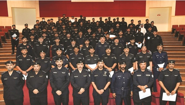 Ministry of Interior celebrates graduation of training courses - Gulf Times