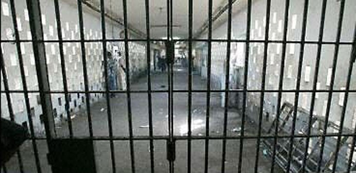 Dozens escape Iraqi prison, 50 inmates, 12 police killed - Gulf Times